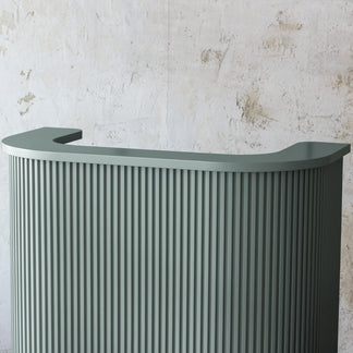 【レジカウンター】コンテンポラリーな空間に牽引レジカウンター「カミラ 1000」 – mateli